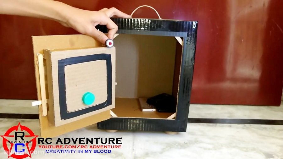 Wow Amazing Homemade Safe with Finger Print Lock from Cardboard (How To ...