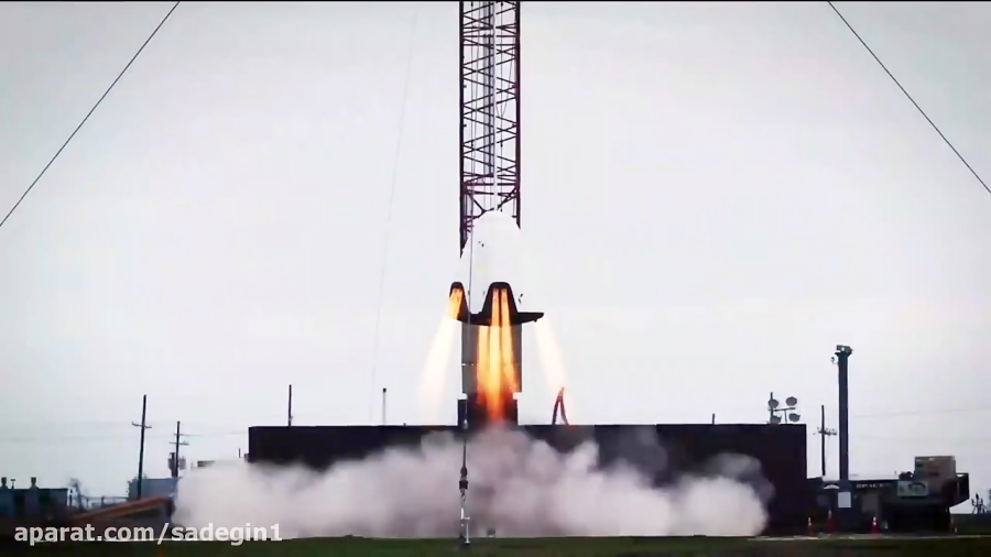 Why didn't Falcon 9 have bigger engines like Saturn V?