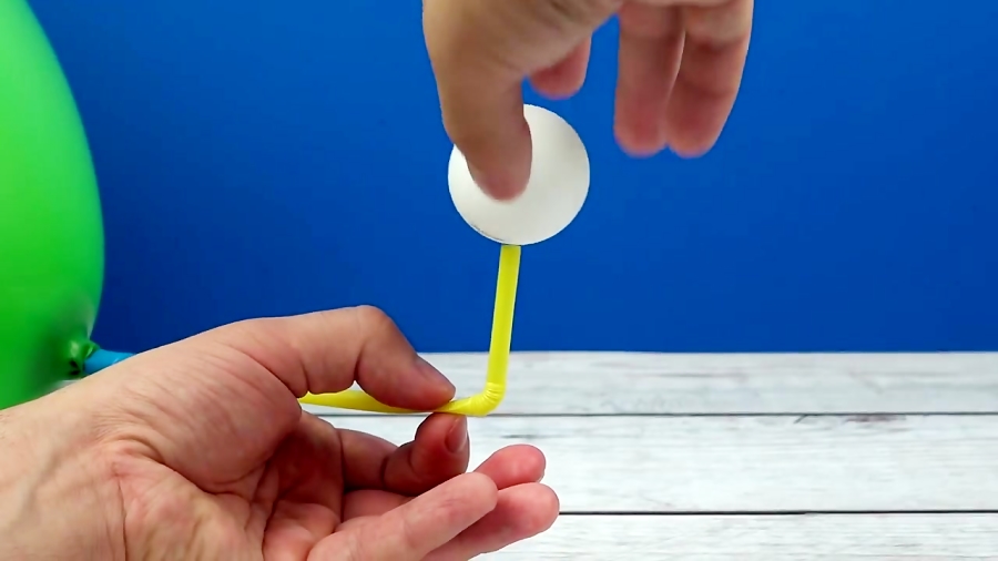 10 AWESOME BALLOON TRICKS AND LIFE HACKS!