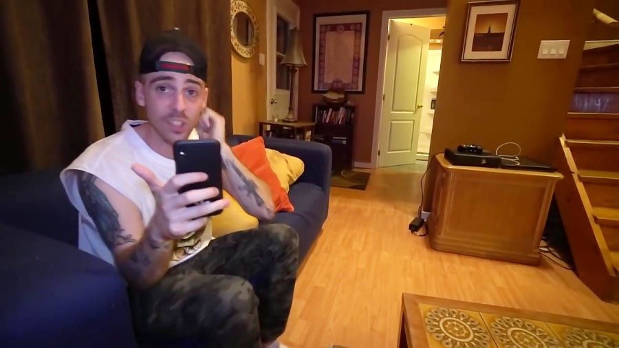 کلیپ ترسناک احضار موجود عجیب