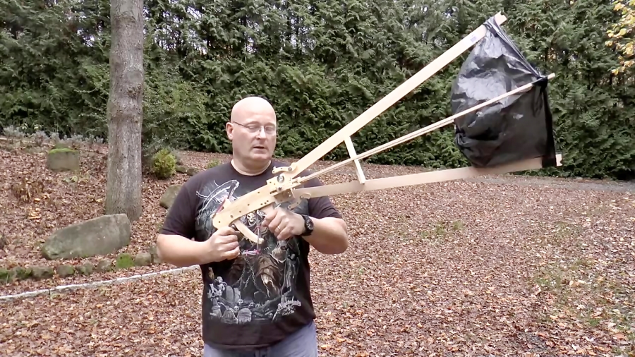 Catching Birds With The Slingshot (Rubber Based Net Gun)