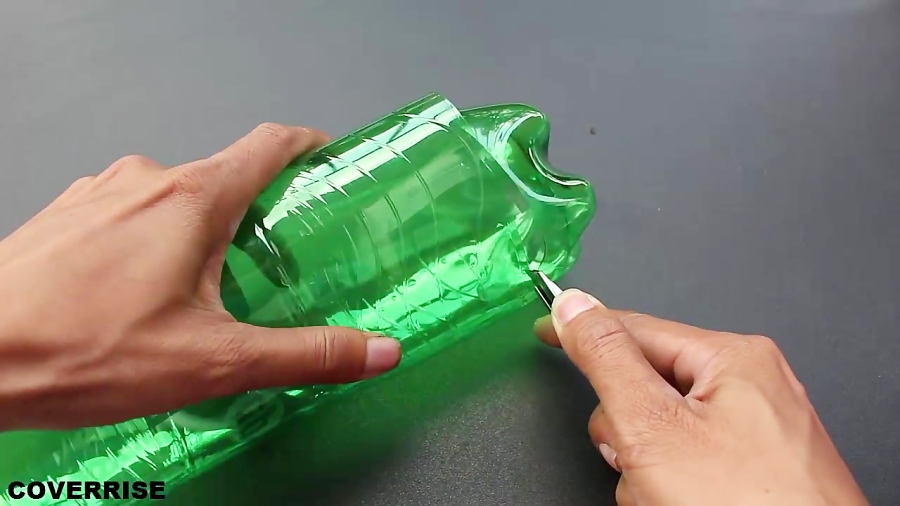 4 Plastic Bottles Life Hacks YOU SHOULD KNOW
