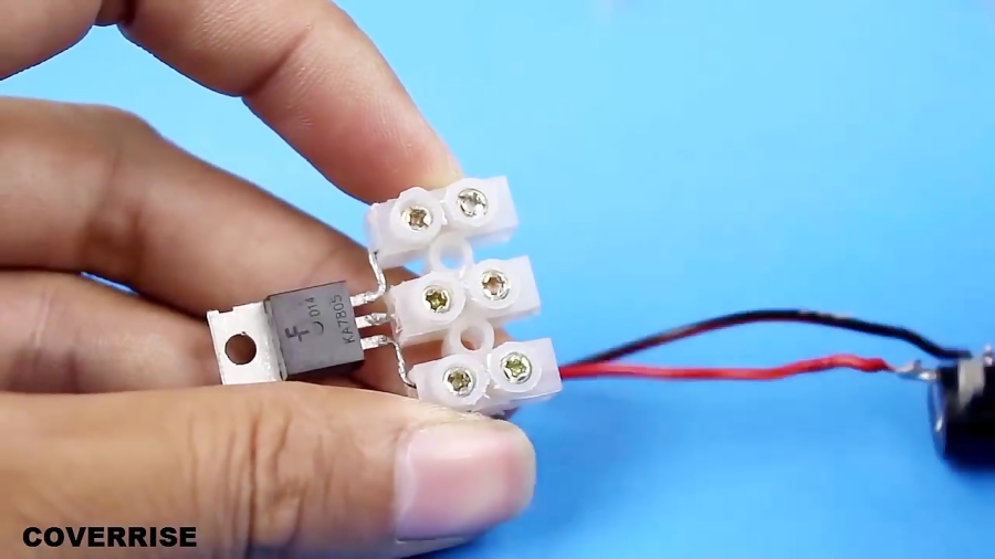 How To Make Emergency Power Bank At Home - Tic Tac Portable Charger