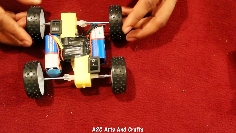 How to make a 4 Wheel Driven CAR - Vertical Climbing