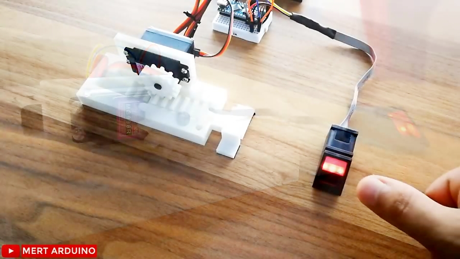 Fingerprint Sensor and Open Door-Lock with matched fingerprint | Arduino