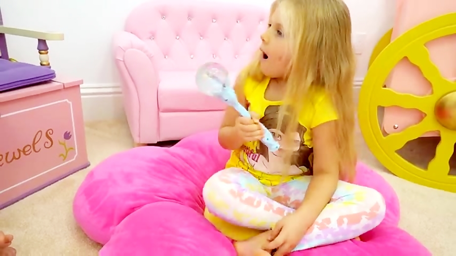 Diana as Princess Elsa and Anna