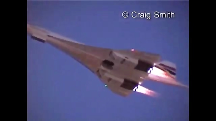 (Concorde Twilight Takeoff (with visible afterburners