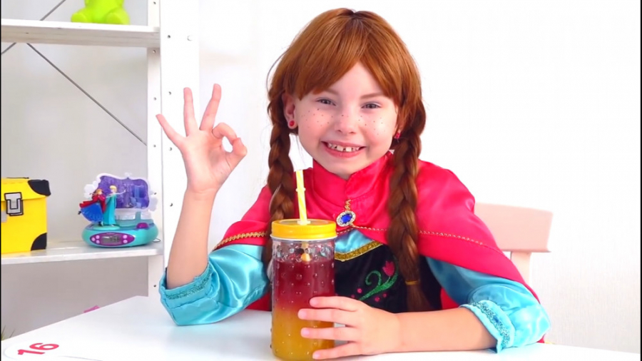 Frozen Elsa And Anna on Food COOKING Competition