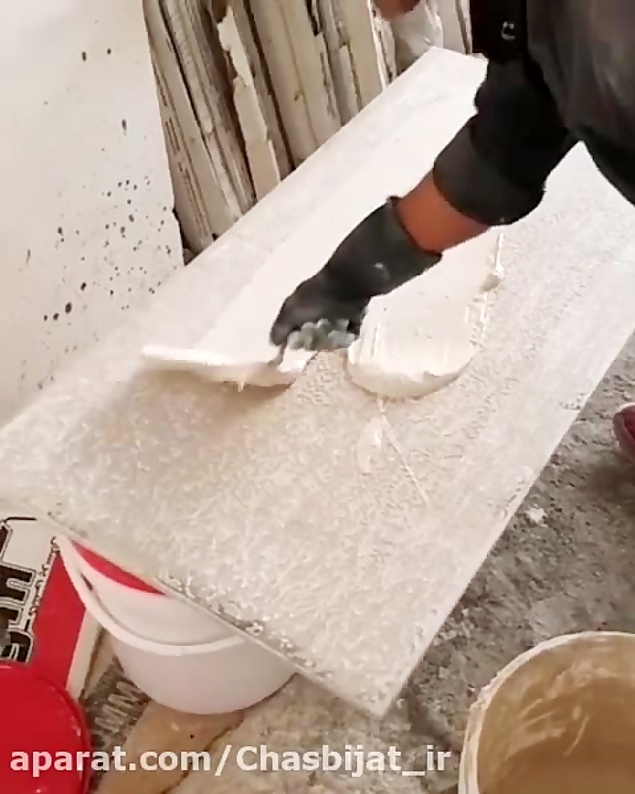 کاشی کاری با چسب کاشی