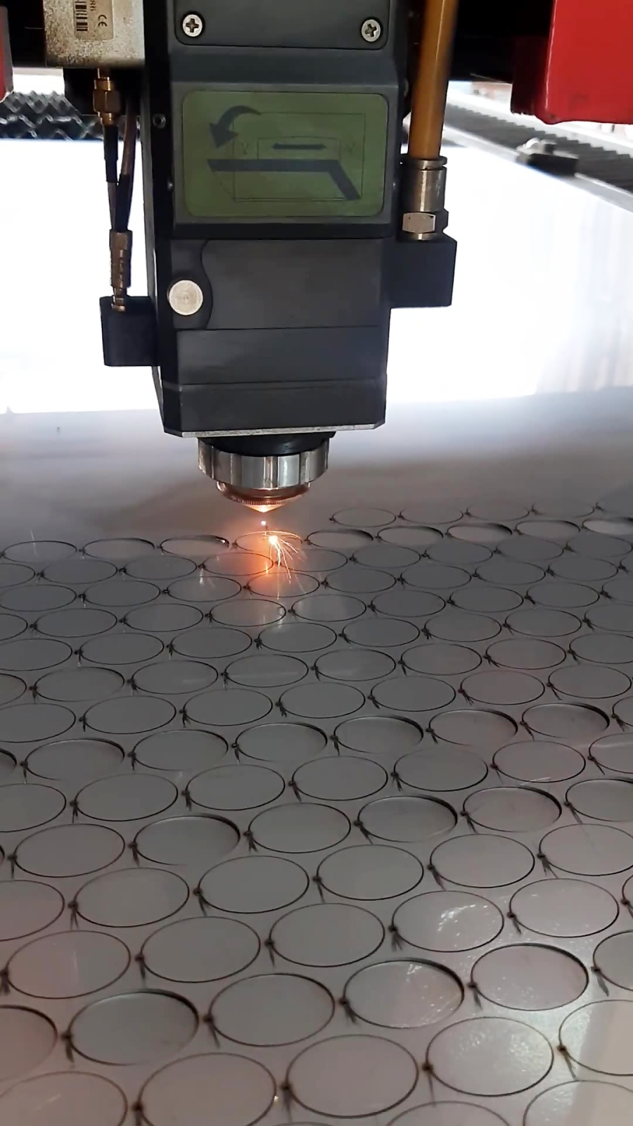 آهن تعاون تامین/برش لیزر ورق/خم سی ان سی۰۲۱۶۶۶۷۰۵۰۰/۰۹۱۲۷۱۴۱۱۶۱