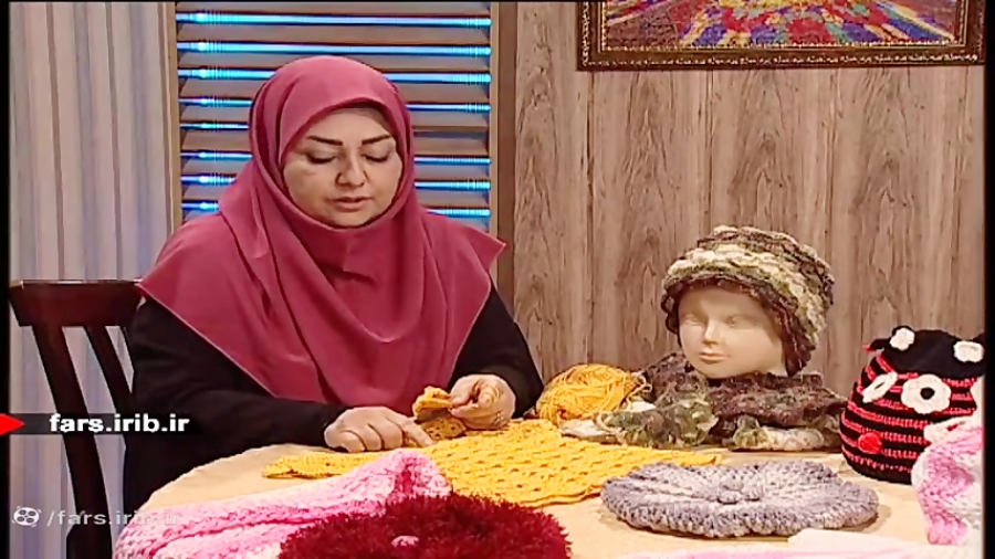 آموزش بافت " سیسمونی " امروز پیراهن بچه گانه قسمت دوم - شیراز