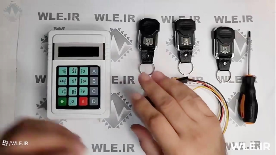 آموزش پروگرام کردن ریموت کنترل های هاپینگ HCS301 و HCS300