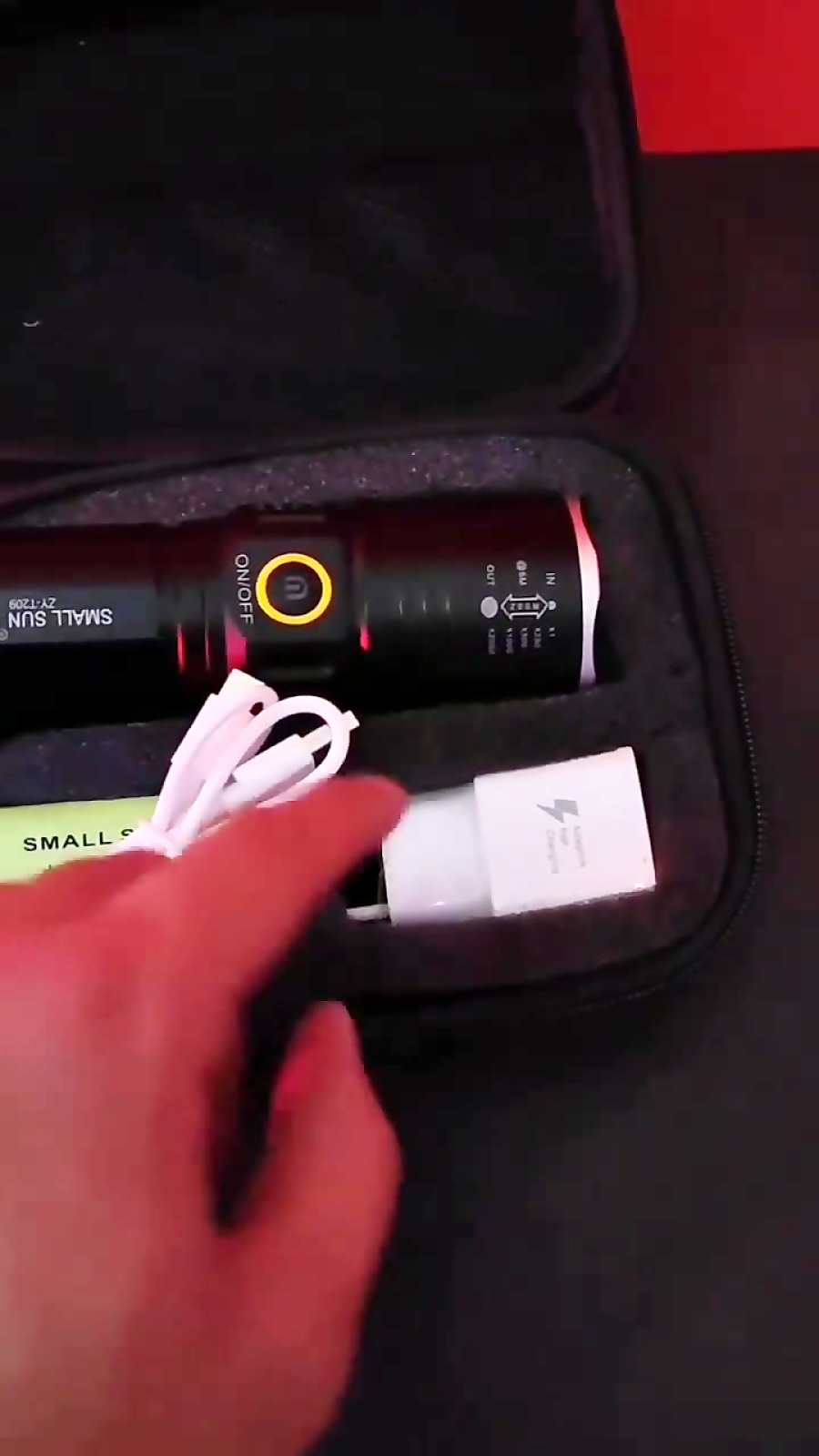 چراغ قوه پلیسی اسمال سان Small Sun T209