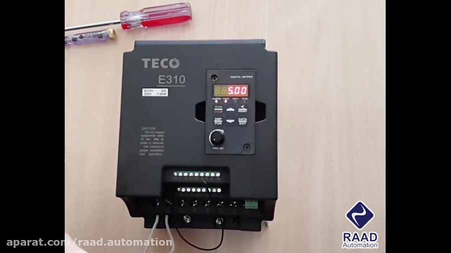 تعیین مرجع راه اندازی کمکی در اینورتر E310 تکو (TECO)