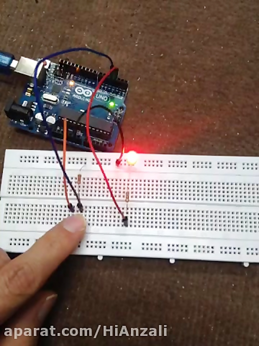 روشن و خاموش کردن Led با کلید فشاری