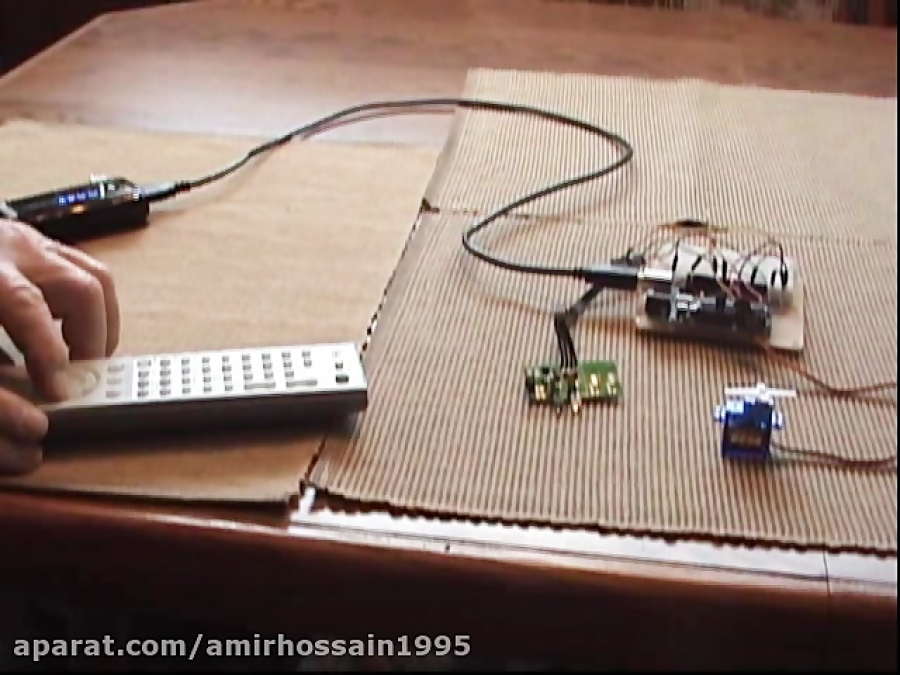 Irlib Tutorial Part 2 Controlling A Servo Using An Ir Remote 8889